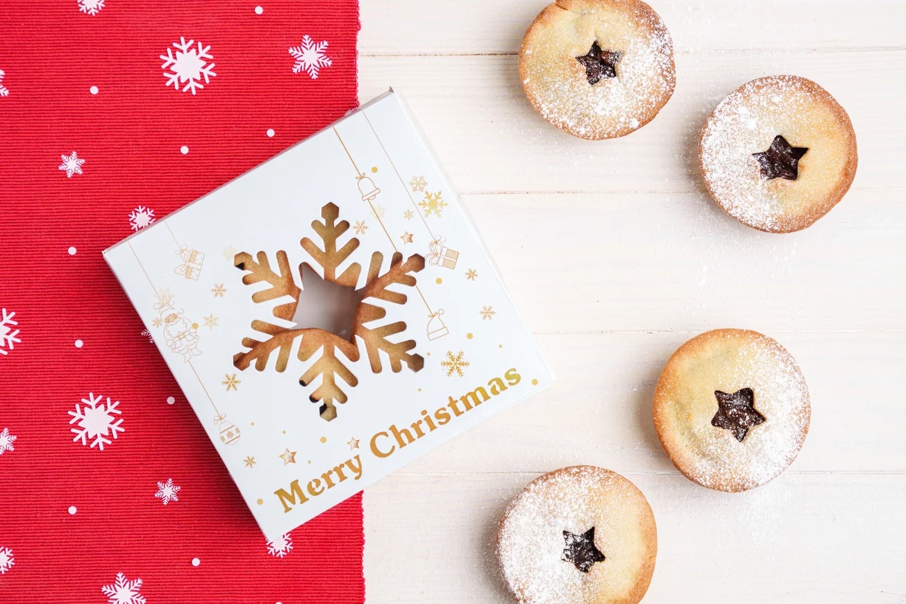 Order a mince pie (box of 4) delivery in London from Arapina Bakery